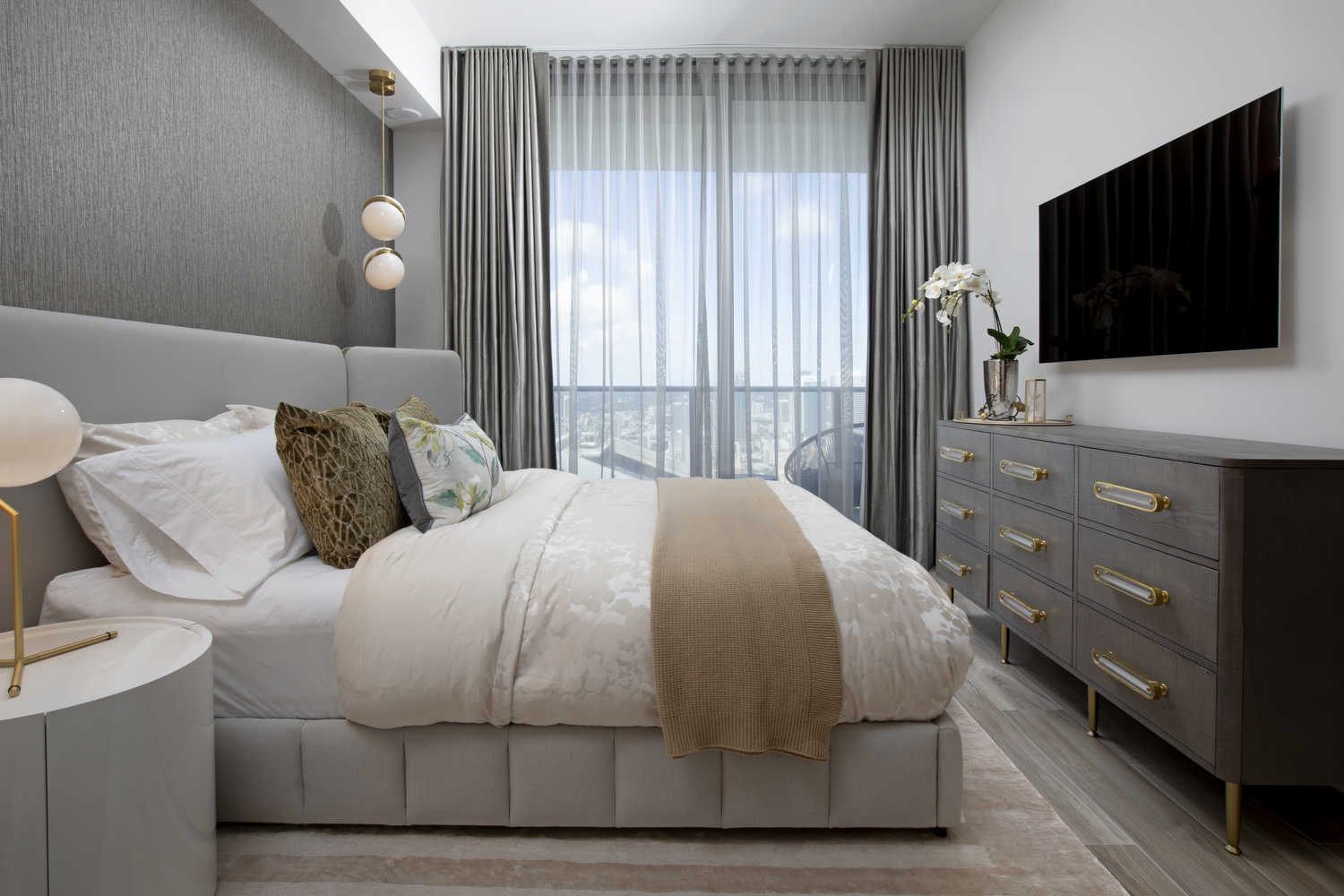 Brickell SLS Luxe Bachelorette Pad | DKOR Interiors