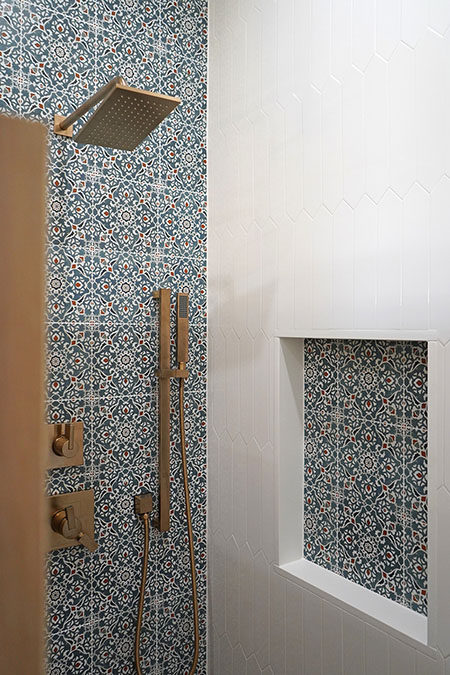 Our Favorite Season Inspires a Cabana Bathroom Design